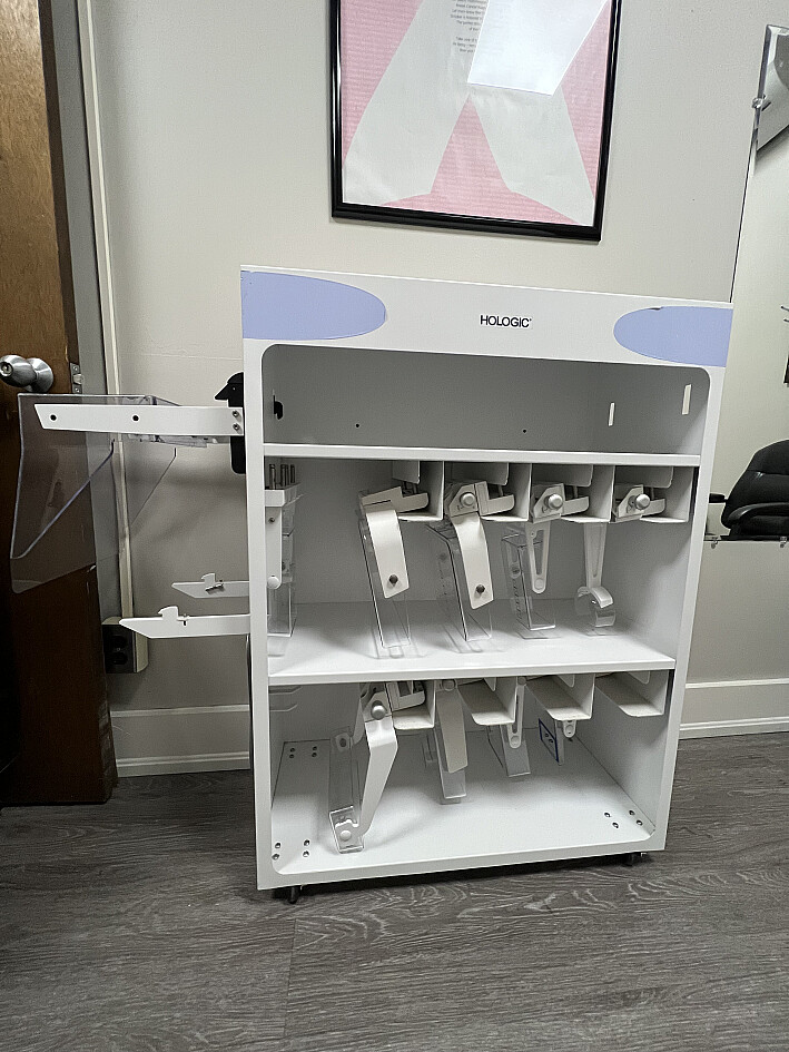 2013 Hologic Selenia