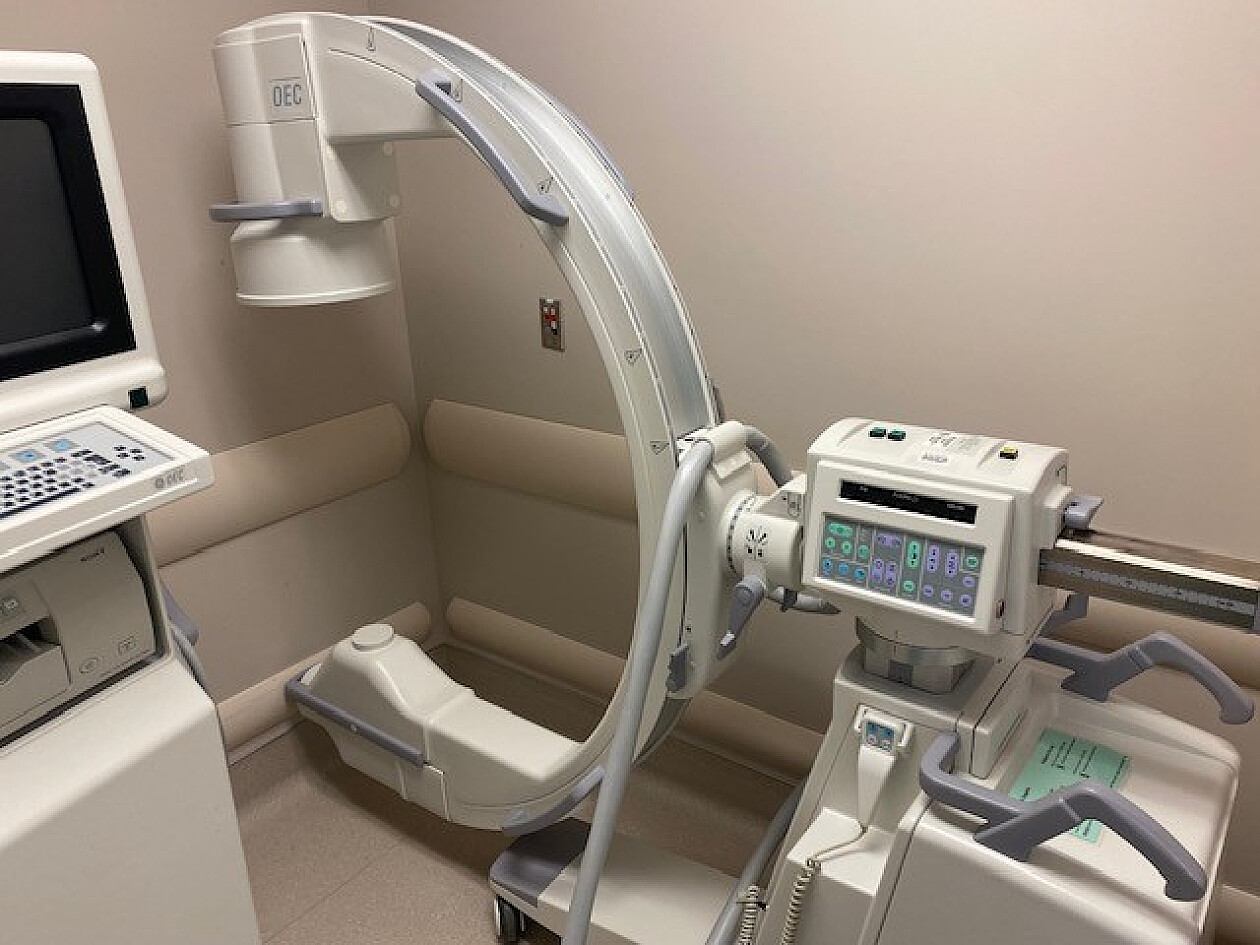 2003 OEC 9800 VAS 8 C-ARM