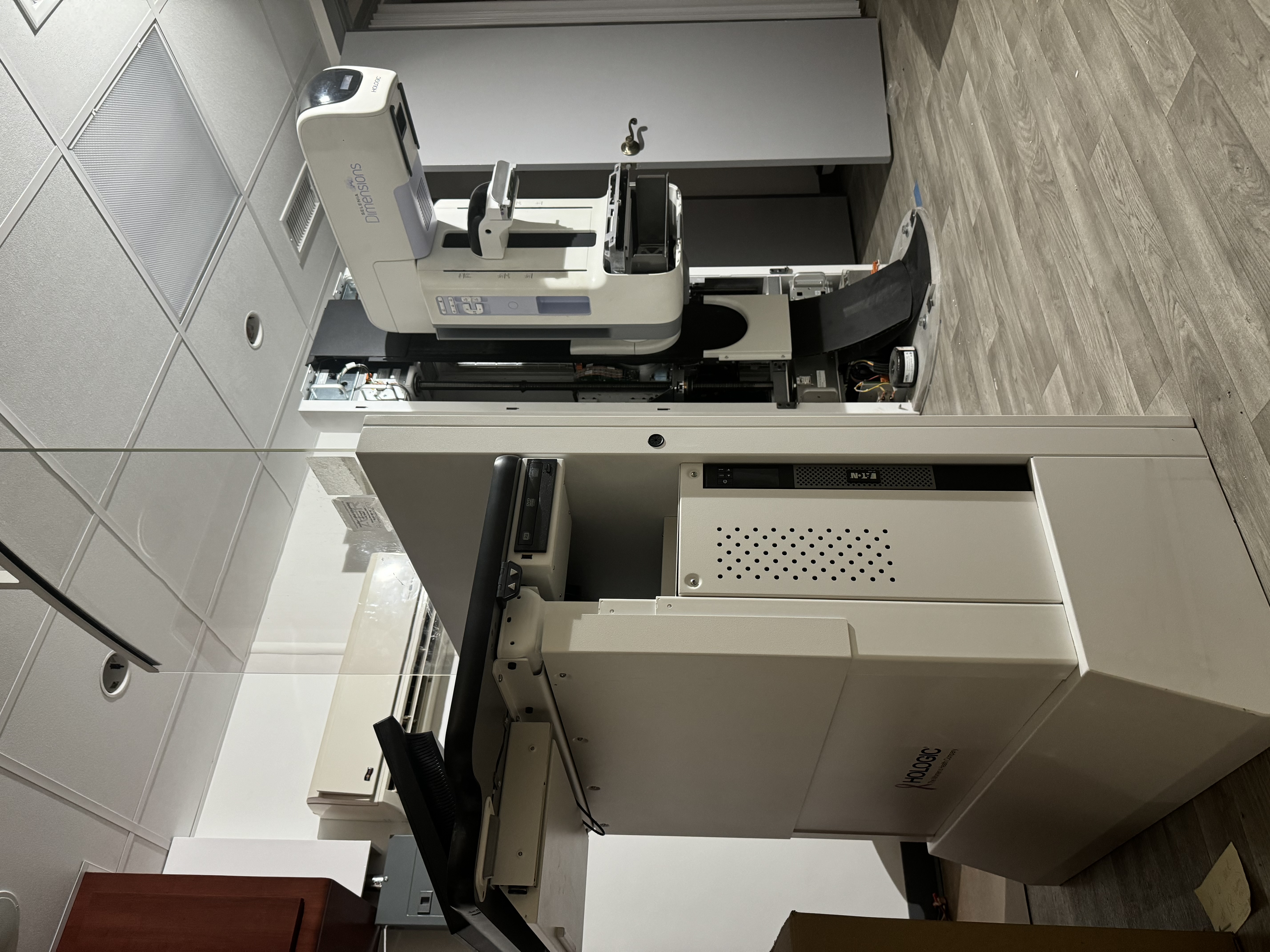 2014 Hologic Dimension 3D w/ Tomosynthesis Mammo Bus | 2022 Varian X ...