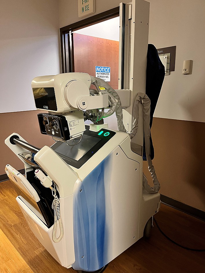 2015 GE Optima XR 220 Portable with Flashpad and GE Proteus Chest Room