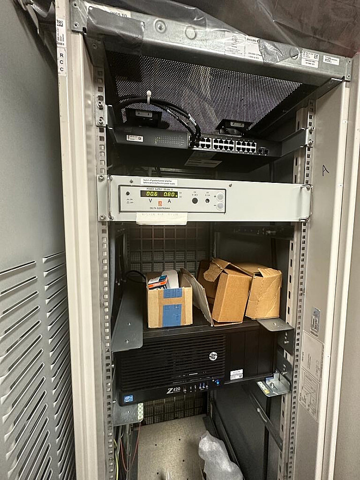 2014 Philips Panorama 1.0T Open MRI