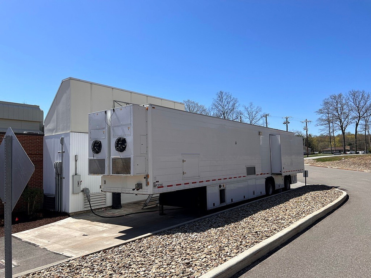 Siemens Biograph Truepoint 16 TrueV 4 Ring Mobile Pet CT Coach